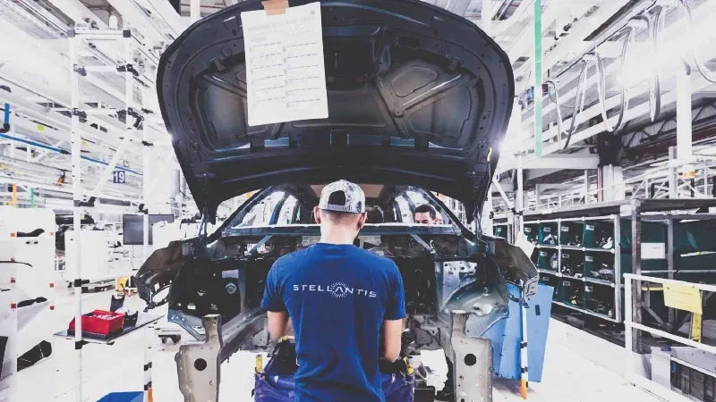 Stellantis lance un plan géant de 60 milliards d’euros | Le Revenu